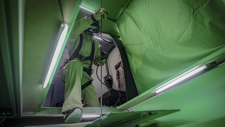 MR Hoist Operator Station | Entrol Flight simulators